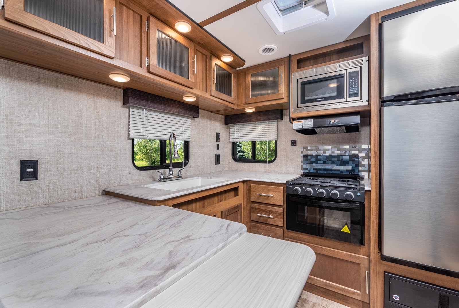 295SBW | Innsbruck | Conventional Trailers | Gulf Stream Coach Inc.