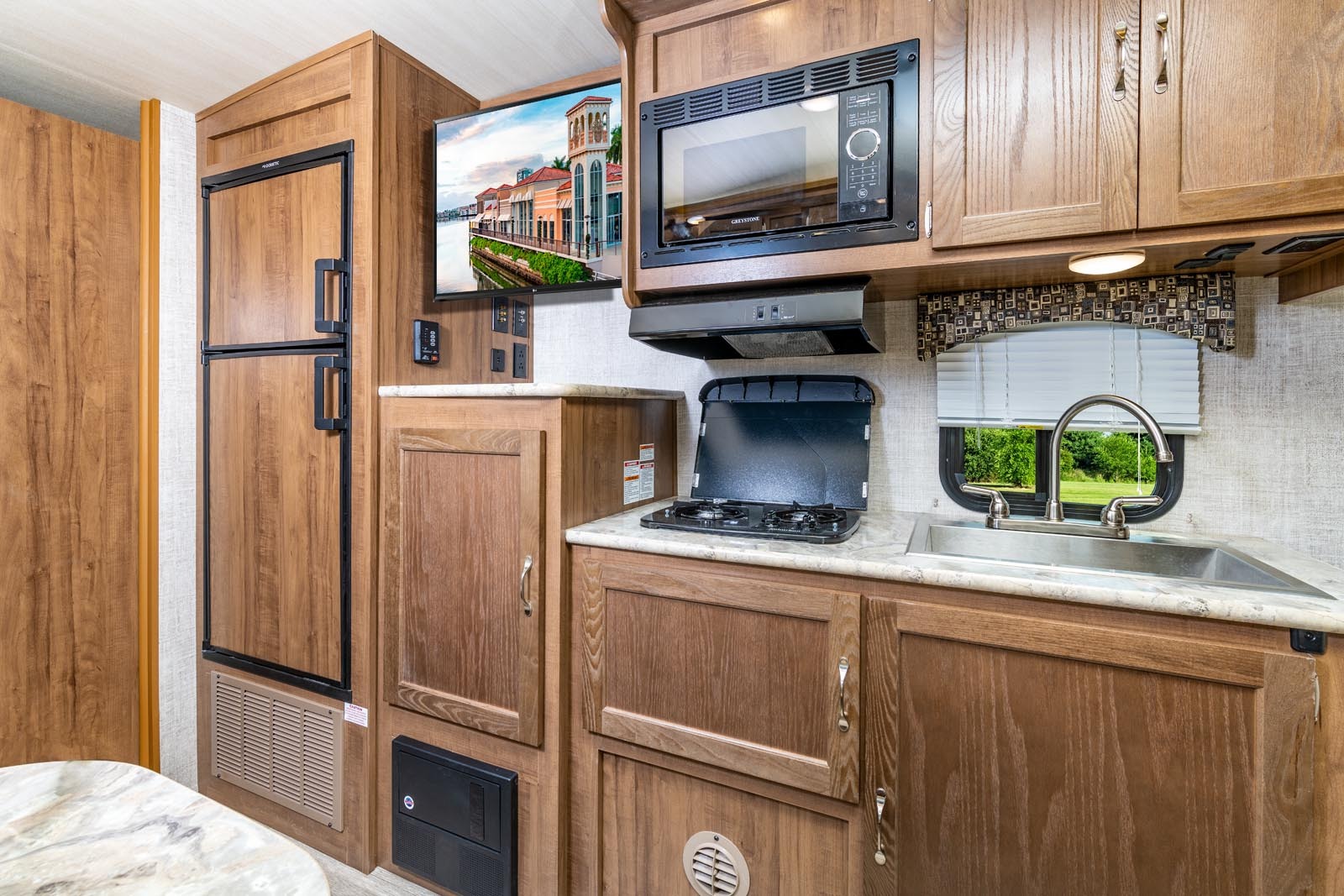 19RBS | Vista Cruiser | Light Weight Trailers | Gulf Stream Coach Inc.